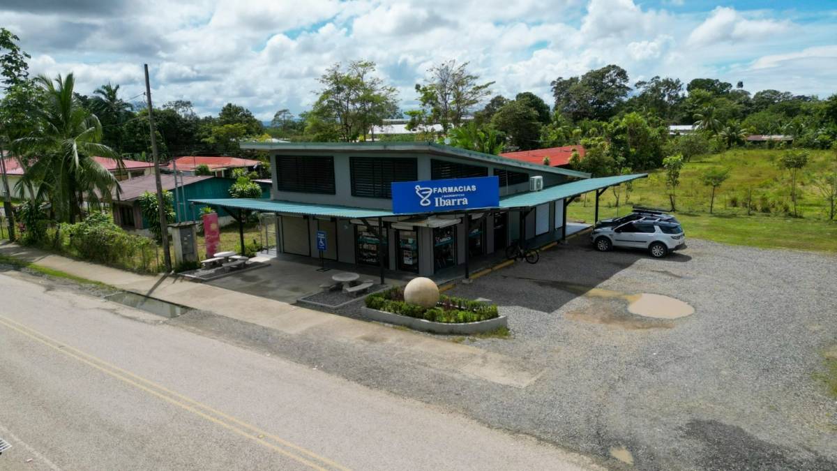 Commercial Building and development land for Sale in the Center of ...
